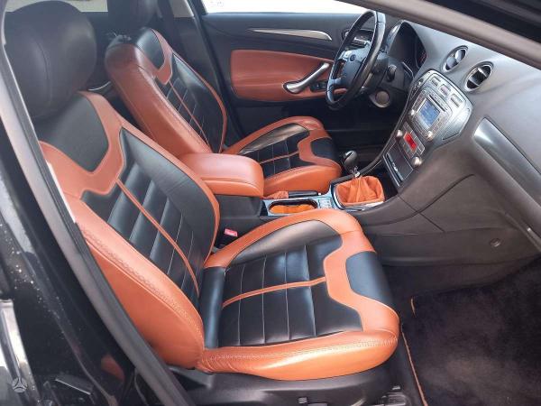 Форд Мондео 2008 в Алитус на AUTOMOTO.COM.LV Черный Форд Мондео 2008 в Алитус, объемом двигателя 2.18 л и пробегом 208 тыс. км за 3999 €, фото 11 на AUTOMOTO.COM.LV