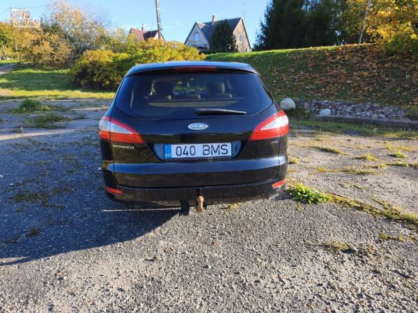 Melns Ford Mondeo 2008 Telšiai, ar dzinēja tilpumu 2.00 L un nobraukumu 397 tūkst. km par 1350 €, foto 5 vietnē AUTOMOTO.COM.LV