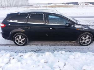 Black Ford Mondeo 2009 in Kaunas, with an engine capacity of 1.80 L and mileage of 288 thousand km for 2000 €, photo 2 on AUTOMOTO.COM.LV
