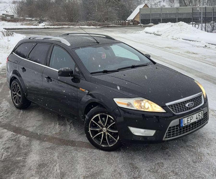 Melns Ford Mondeo 2009 Viļņa, ar dzinēja tilpumu 2.00 L un nobraukumu 239 tūkst. km par 2950 €, foto 1 vietnē AUTOMOTO.COM.LV