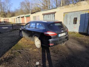 Melns Ford Mondeo 2009 Naujoji Akmenė, ar dzinēja tilpumu 2.00 L un nobraukumu 400 tūkst. km par 1350 €, foto 10 vietnē AUTOMOTO.COM.LV
