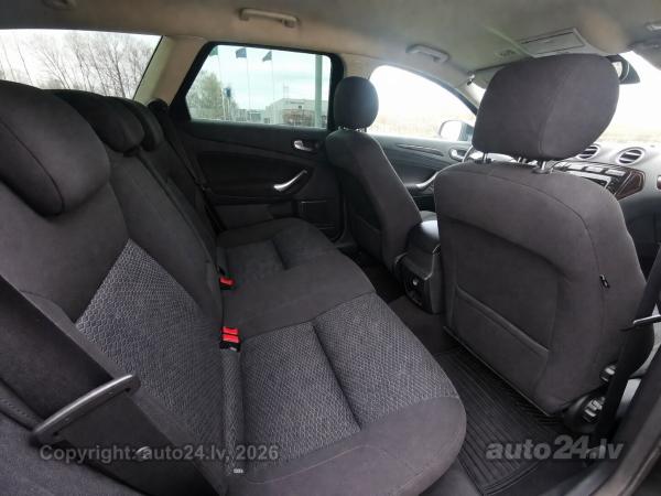 Melns Ford Mondeo 2009 Tartu, ar dzinēja tilpumu 2.00 L un nobraukumu 380 tūkst. km par 1100 €, foto 6 vietnē AUTOMOTO.COM.LV