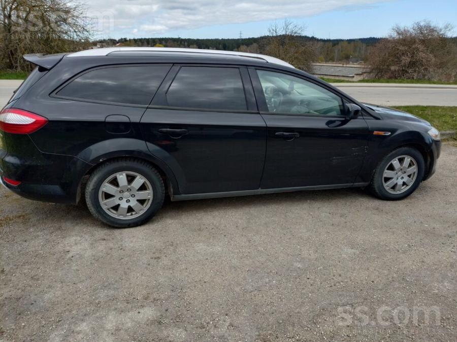 Melns Ford Mondeo 2009 Tukums, ar dzinēja tilpumu 2.00 L un nobraukumu 0 tūkst. km par 1200 €, foto 7 vietnē AUTOMOTO.COM.LV