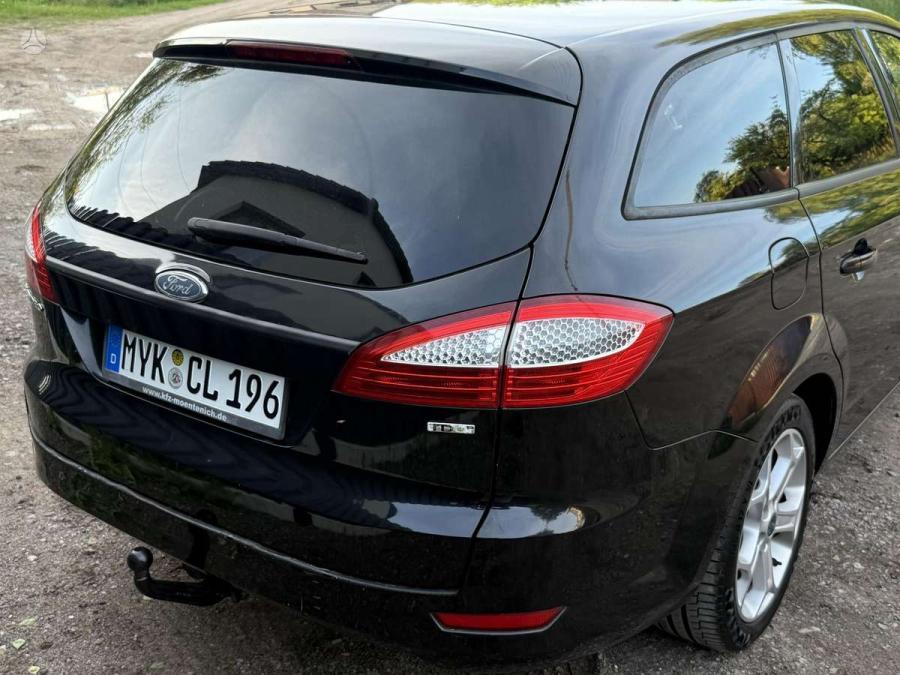 Black Ford Mondeo 2009 in Kaunas, with an engine capacity of 2.00 L and mileage of 260 thousand km for 2100 €, photo 8 on AUTOMOTO.COM.LV
