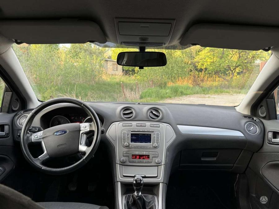 Black Ford Mondeo 2009 in Kaunas, with an engine capacity of 2.00 L and mileage of 260 thousand km for 2100 €, photo 16 on AUTOMOTO.COM.LV