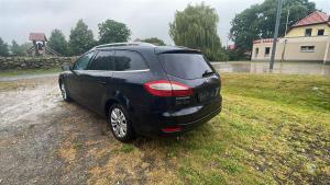 Black Ford Mondeo 2009 in Klaipeda, with an engine capacity of 2.18 L and mileage of 248 thousand km for 2150 €, photo 5 on AUTOMOTO.COM.LV