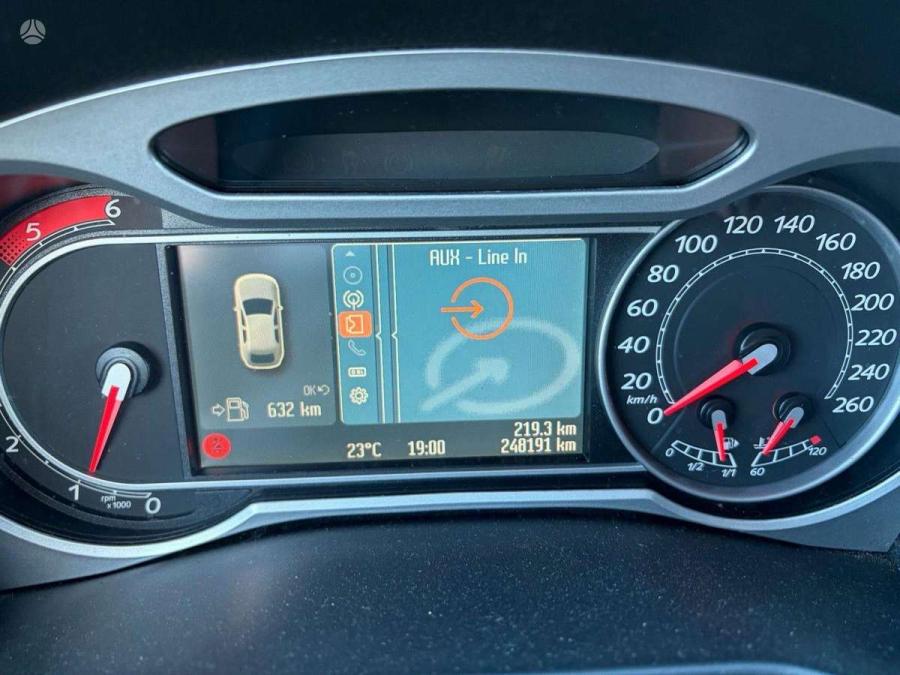 Black Ford Mondeo 2009 in Klaipeda, with an engine capacity of 2.18 L and mileage of 248 thousand km for 2150 €, photo 9 on AUTOMOTO.COM.LV