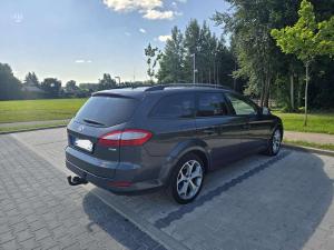 Melns Ford Mondeo 2009 Jurbarkas, ar dzinēja tilpumu 2.00 L un nobraukumu 293 tūkst. km par 2250 €, foto 3 vietnē AUTOMOTO.COM.LV