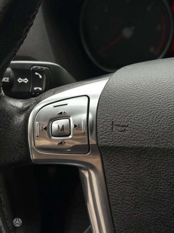 Melns Ford Mondeo 2009 Raseiniai, ar dzinēja tilpumu 2.00 L un nobraukumu 260 tūkst. km par 2500 €, foto 8 vietnē AUTOMOTO.COM.LV