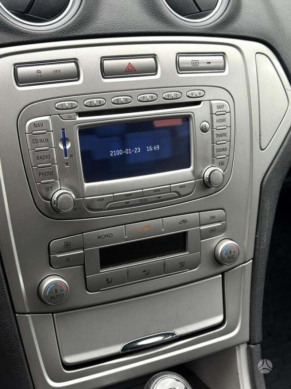 Melns Ford Mondeo 2009 Raseiniai, ar dzinēja tilpumu 2.00 L un nobraukumu 260 tūkst. km par 2500 €, foto 10 vietnē AUTOMOTO.COM.LV