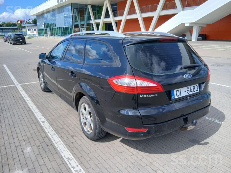 Black Ford Mondeo 2009 in Rezekne, with an engine capacity of 1.80 L and mileage of 272 thousand km for 1950 €, photo 4 on AUTOMOTO.COM.LV