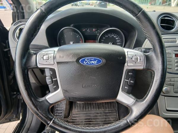 Black Ford Mondeo 2009 in Rezekne, with an engine capacity of 1.80 L and mileage of 272 thousand km for 1950 €, photo 8 on AUTOMOTO.COM.LV