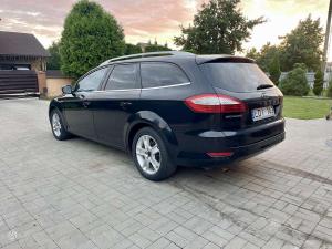 Black Ford Mondeo 2009 in Vilnius, with an engine capacity of 1.75 L and mileage of 290 thousand km for 2000 €, photo 5 on AUTOMOTO.COM.LV