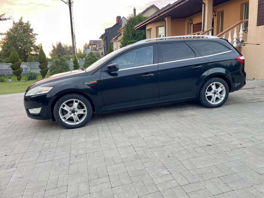Black Ford Mondeo 2009 in Vilnius, with an engine capacity of 1.75 L and mileage of 290 thousand km for 2000 €, photo 7 on AUTOMOTO.COM.LV