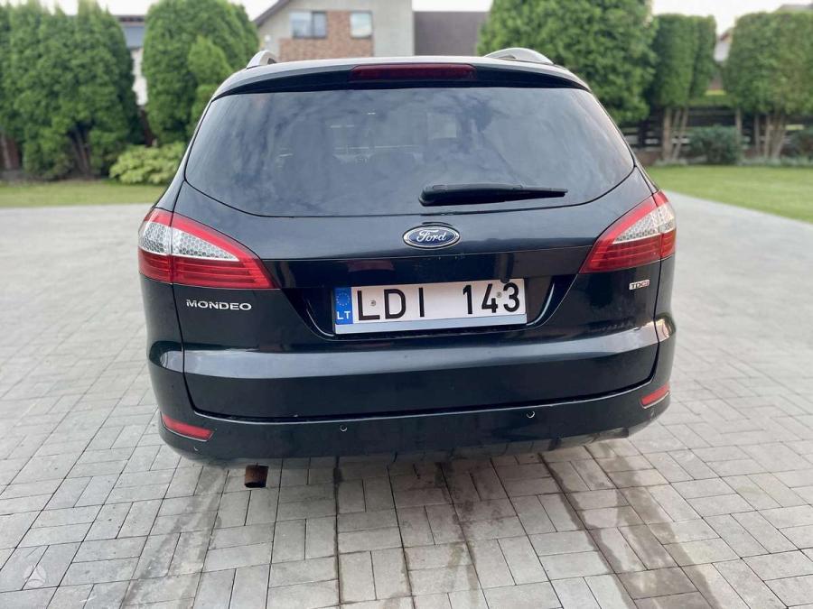 Black Ford Mondeo 2009 in Vilnius, with an engine capacity of 1.75 L and mileage of 290 thousand km for 2000 €, photo 11 on AUTOMOTO.COM.LV