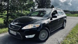 Black Ford Mondeo 2009 in Cesis, with an engine capacity of 2.00 L and mileage of 412 thousand km for 2100 €, photo 4 on AUTOMOTO.COM.LV
