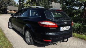 Black Ford Mondeo 2009 in Cesis, with an engine capacity of 2.00 L and mileage of 412 thousand km for 2100 €, photo 5 on AUTOMOTO.COM.LV
