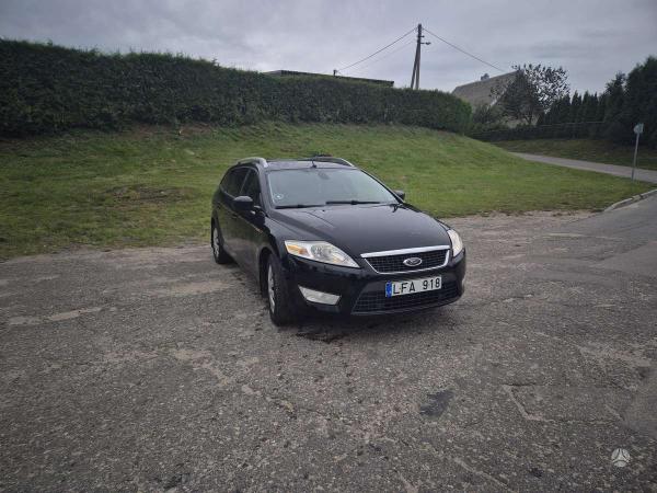 Ford Mondeo 2009 Plungė vietnē Melns Ford Mondeo 2009 Plungė, ar dzinēja tilpumu 2.00 L un nobraukumu 313 tūkst. km par 1800 €, foto 1 vietnē AUTOMOTO.COM.LV