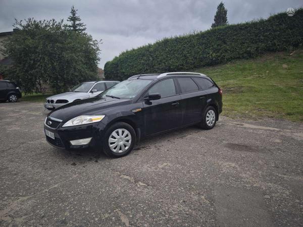 Ford Mondeo 2009 Plungė vietnē Melns Ford Mondeo 2009 Plungė, ar dzinēja tilpumu 2.00 L un nobraukumu 313 tūkst. km par 1800 €, foto 3 vietnē AUTOMOTO.COM.LV