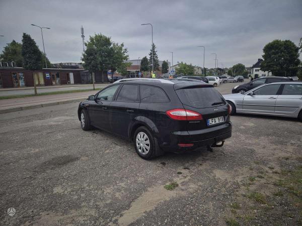 Ford Mondeo 2009 Plungė vietnē Melns Ford Mondeo 2009 Plungė, ar dzinēja tilpumu 2.00 L un nobraukumu 313 tūkst. km par 1800 €, foto 5 vietnē AUTOMOTO.COM.LV