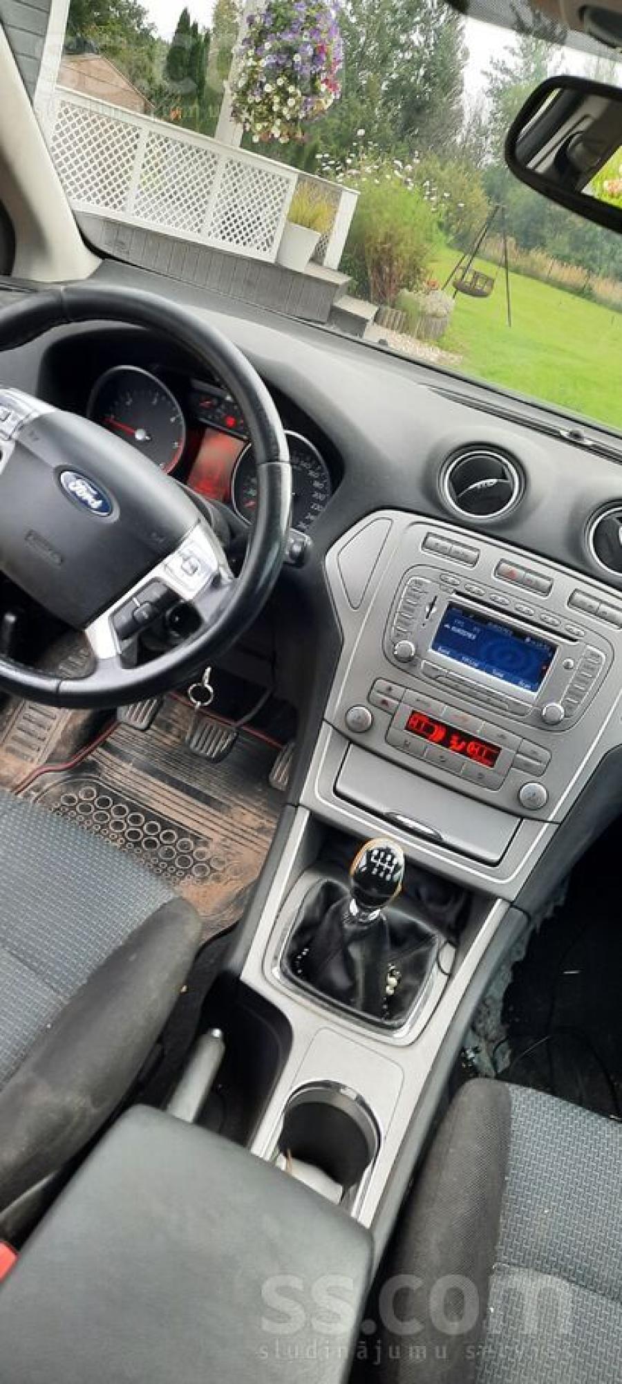 Black Ford Mondeo 2009 in Jelgava, with an engine capacity of 1.80 L and mileage of 444 thousand km for 400 €, photo 5 on AUTOMOTO.COM.LV
