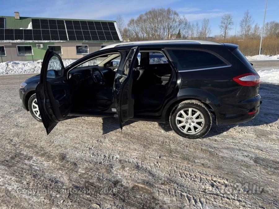 Black Ford Mondeo 2010 in Tallinn, with an engine capacity of 2.00 L and mileage of 448 thousand km for 2699 €, photo 10 on AUTOMOTO.COM.LV