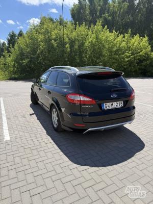 Black Ford Mondeo 2010 in Kaunas, with an engine capacity of 2.00 L and mileage of 400 thousand km for 1500 €, photo  on AUTOMOTO.COM.LV