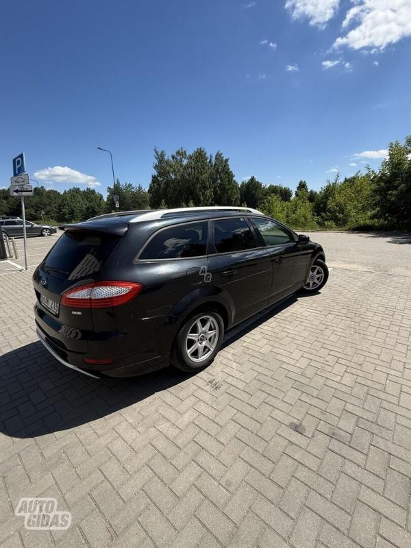 Melns Ford Mondeo 2010 Kauņa, ar dzinēja tilpumu 2.00 L un nobraukumu 400 tūkst. km par 1500 €, foto 2 vietnē AUTOMOTO.COM.LV