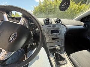 Melns Ford Mondeo 2010 Kauņa, ar dzinēja tilpumu 2.00 L un nobraukumu 400 tūkst. km par 1500 €, foto 5 vietnē AUTOMOTO.COM.LV