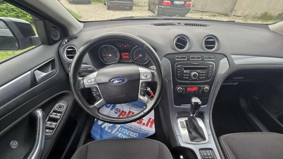 Melns Ford Mondeo 2010 Kauņa, ar dzinēja tilpumu 2.00 L un nobraukumu 259 tūkst. km par 2999 €, foto 11 vietnē AUTOMOTO.COM.LV