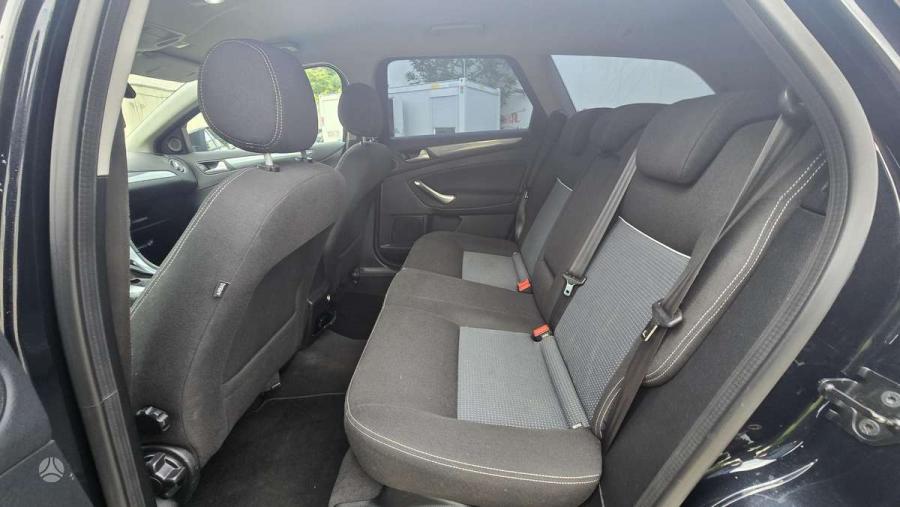 Melns Ford Mondeo 2010 Kauņa, ar dzinēja tilpumu 2.00 L un nobraukumu 259 tūkst. km par 2999 €, foto 14 vietnē AUTOMOTO.COM.LV