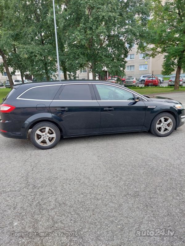 Melns Ford Mondeo 2010 Tallina, ar dzinēja tilpumu 2.00 L un nobraukumu 316 tūkst. km par 3500 €, foto 4 vietnē AUTOMOTO.COM.LV
