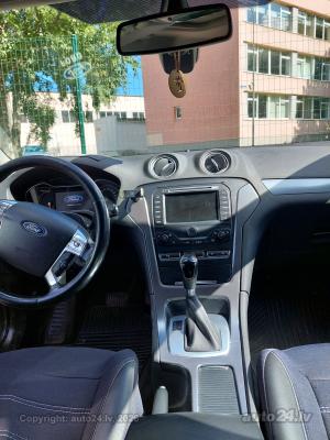 Black Ford Mondeo 2010 in Tallinn, with an engine capacity of 2.00 L and mileage of 316 thousand km for 3500 €, photo 7 on AUTOMOTO.COM.LV
