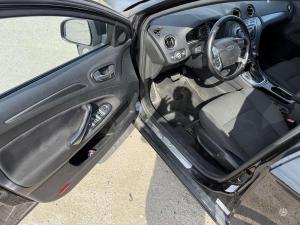 Melns Ford Mondeo 2010 Mažeikiai, ar dzinēja tilpumu 2.00 L un nobraukumu 363 tūkst. km par 2000 €, foto 14 vietnē AUTOMOTO.COM.LV