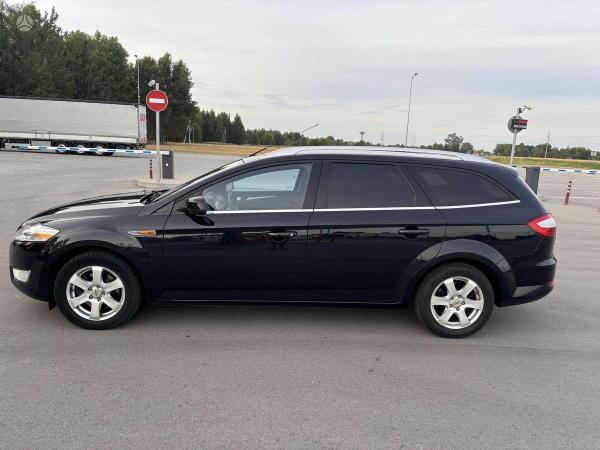 Melns Ford Mondeo 2010 Pasvalys, ar dzinēja tilpumu 2.18 L un nobraukumu 228 tūkst. km par 2900 €, foto 4 vietnē AUTOMOTO.COM.LV