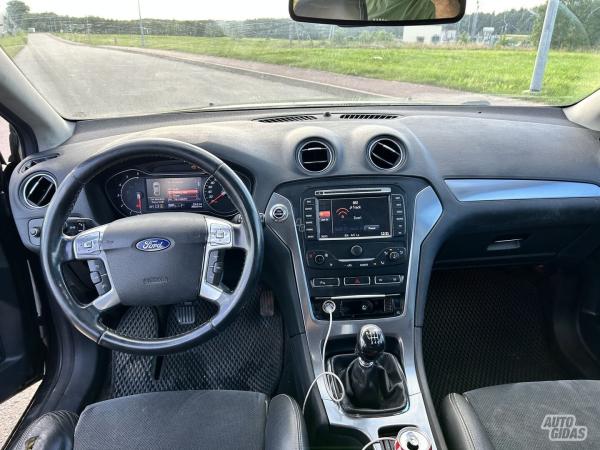 Black Ford Mondeo 2010 in Vilnius, with an engine capacity of 2.00 L and mileage of 309 thousand km for 3200 €, photo 7 on AUTOMOTO.COM.LV