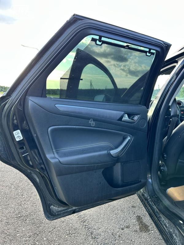 Black Ford Mondeo 2010 in Vilnius, with an engine capacity of 2.00 L and mileage of 309 thousand km for 3200 €, photo 8 on AUTOMOTO.COM.LV