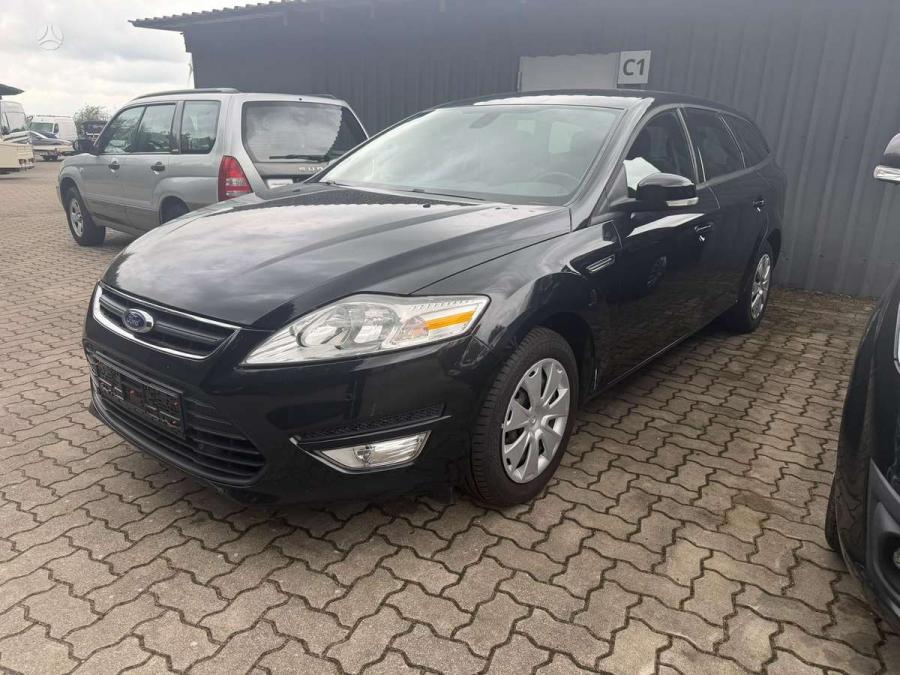 Melns Ford Mondeo 2010 Kauņa, ar dzinēja tilpumu 1.60 L un nobraukumu 200 tūkst. km par 2999 €, foto 1 vietnē AUTOMOTO.COM.LV