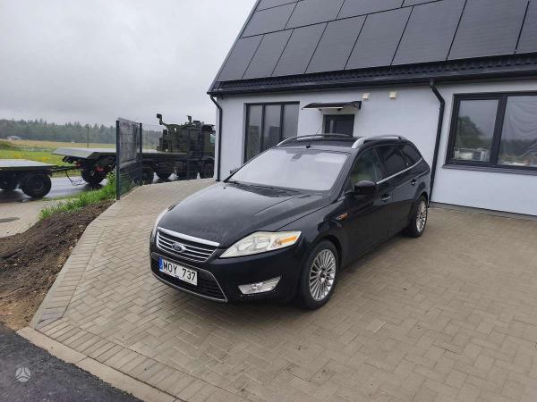 Ford Mondeo 2010 in Vilnius on AUTOMOTO.COM.LV Black Ford Mondeo 2010 in Vilnius, with an engine capacity of 1.75 L and mileage of 293 thousand km for 2150 €, photo 1 on AUTOMOTO.COM.LV
