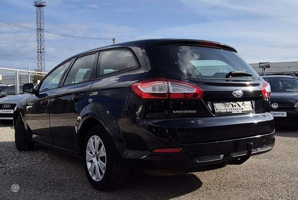 Melns Ford Mondeo 2010 Kauņa, ar dzinēja tilpumu 1.60 L un nobraukumu 200 tūkst. km par 2999 €, foto 4 vietnē AUTOMOTO.COM.LV
