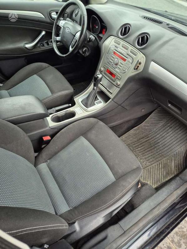 Black Ford Mondeo 2010 in Klaipeda, with an engine capacity of 2.00 L and mileage of 334 thousand km for 1900 €, photo 7 on AUTOMOTO.COM.LV
