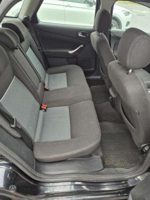 Black Ford Mondeo 2010 in Klaipeda, with an engine capacity of 2.00 L and mileage of 334 thousand km for 1900 €, photo 8 on AUTOMOTO.COM.LV