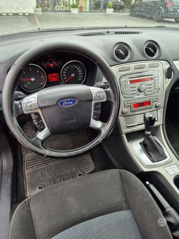 Black Ford Mondeo 2010 in Klaipeda, with an engine capacity of 2.00 L and mileage of 334 thousand km for 1900 €, photo 10 on AUTOMOTO.COM.LV