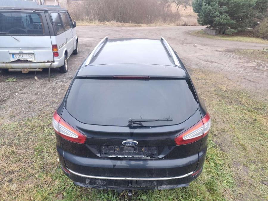 Melns Ford Mondeo 2011 Šauļi, ar dzinēja tilpumu 2.20 L un nobraukumu 300 tūkst. km par 1111 €, foto 10 vietnē AUTOMOTO.COM.LV