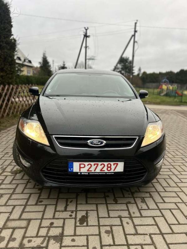 Black Ford Mondeo 2011 in Kaunas, with an engine capacity of 2.00 L and mileage of 266 thousand km for 3250 €, photo 7 on AUTOMOTO.COM.LV