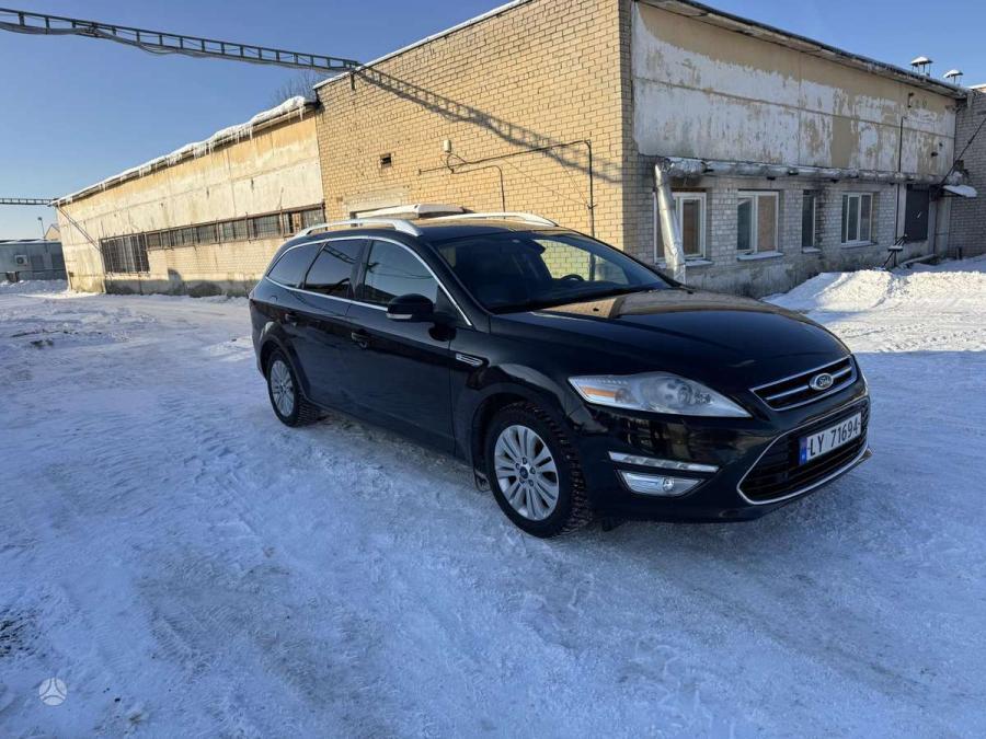 Black Ford Mondeo 2011 in Kaunas, with an engine capacity of 1.56 L and mileage of 279 thousand km for 3100 €, photo 1 on AUTOMOTO.COM.LV