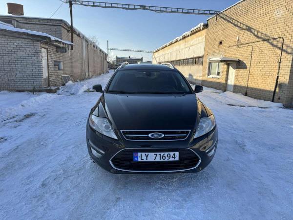 Black Ford Mondeo 2011 in Kaunas, with an engine capacity of 1.56 L and mileage of 279 thousand km for 3100 €, photo 7 on AUTOMOTO.COM.LV