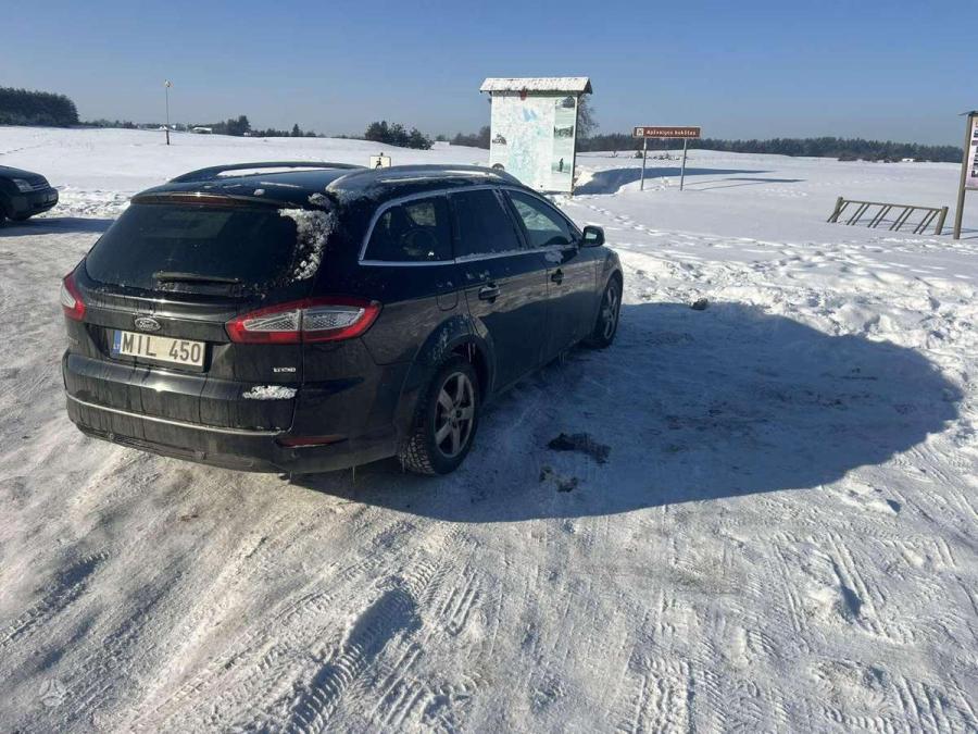 Melns Ford Mondeo 2011 Druskininkai, ar dzinēja tilpumu 2.00 L un nobraukumu 364 tūkst. km par 3500 €, foto 5 vietnē AUTOMOTO.COM.LV