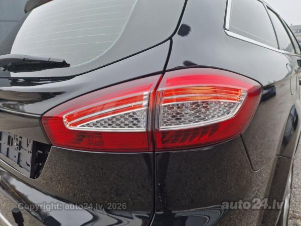 Melns Ford Mondeo 2011 Tartu, ar dzinēja tilpumu 2.00 L un nobraukumu 223 tūkst. km par 5890 €, foto 11 vietnē AUTOMOTO.COM.LV