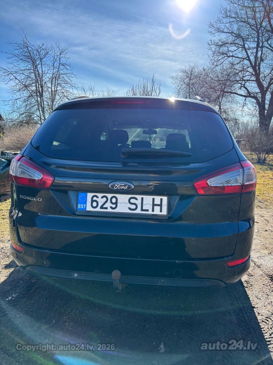 Melns Ford Mondeo 2011 Jegeva, ar dzinēja tilpumu 1.60 L un nobraukumu 239 tūkst. km par 3900 €, foto 4 vietnē AUTOMOTO.COM.LV